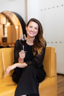 Offert en exclusivité à la SAQ, Jessica Harnois lance un nouveau Bù ...