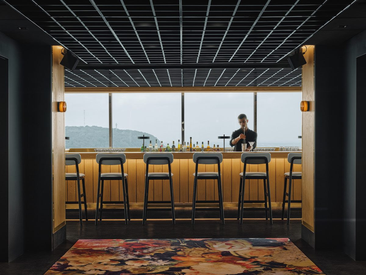 HIATUS | un nouveau restaurant et bar au Sommet de la Place Ville Marie ...