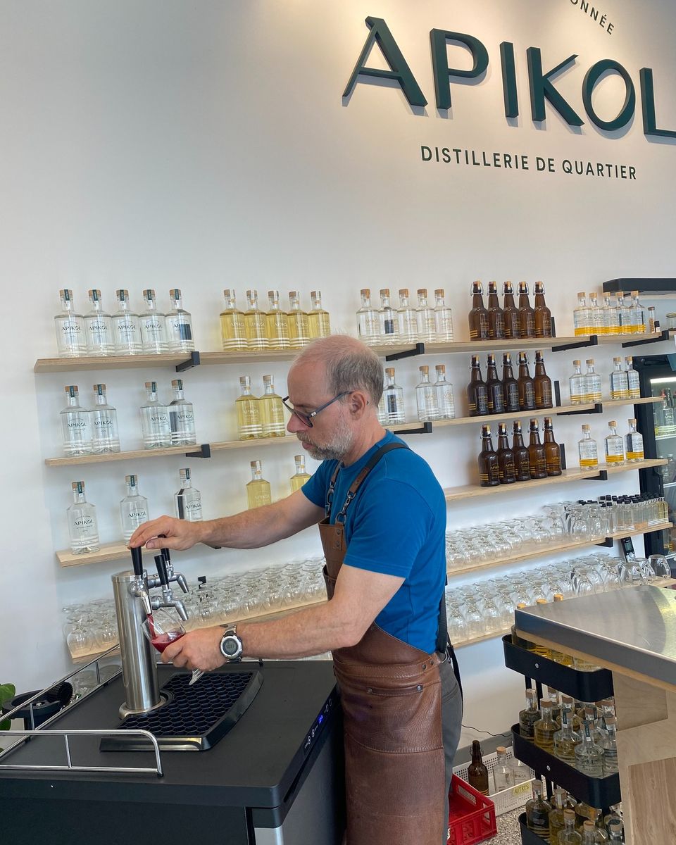 Bar à fût x Apikol - Distillerie de quartier - Baron Mag